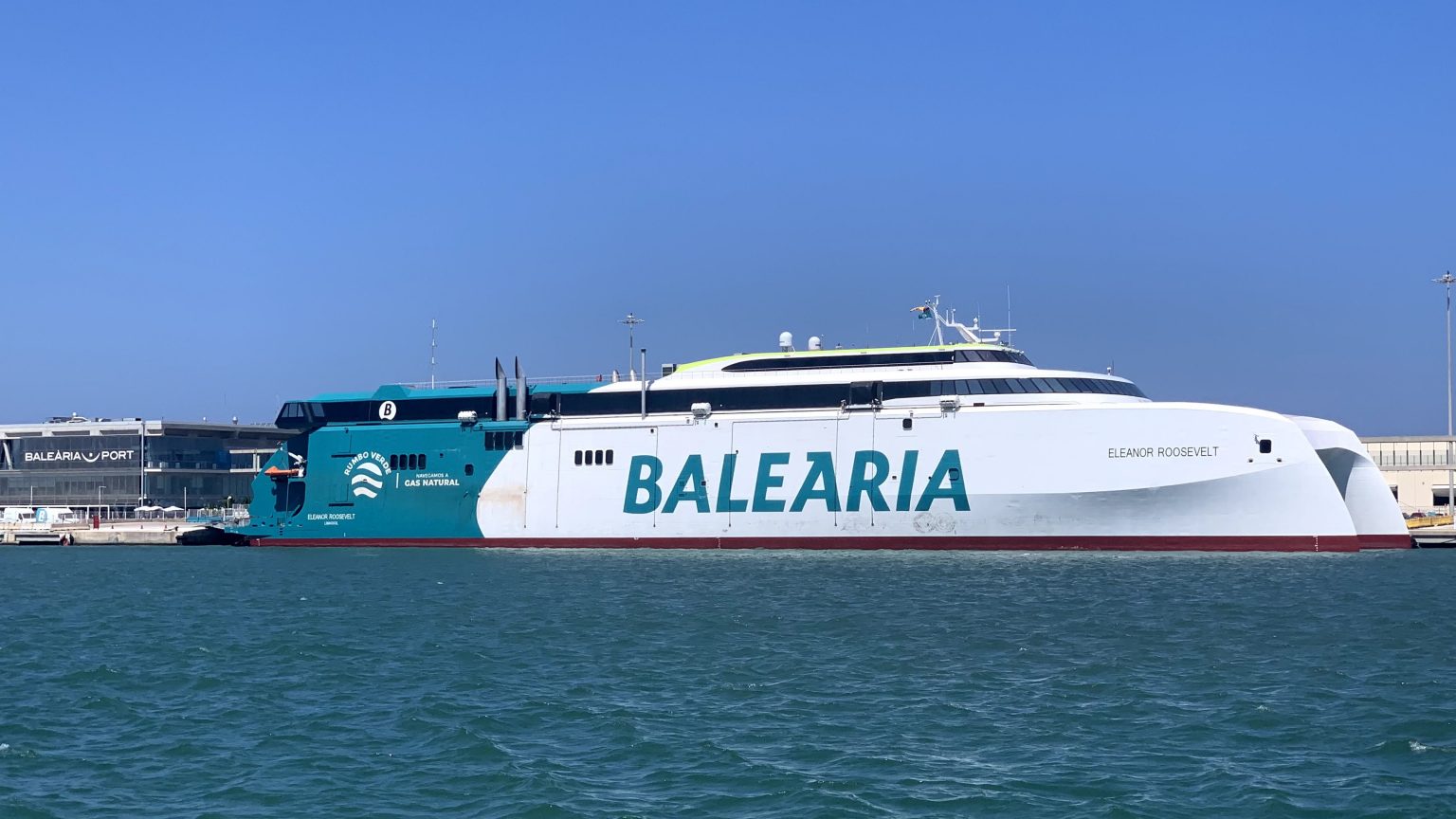 «Eleanor» de Baleària, una joya para el pasajero entre Dénia y Baleares ...