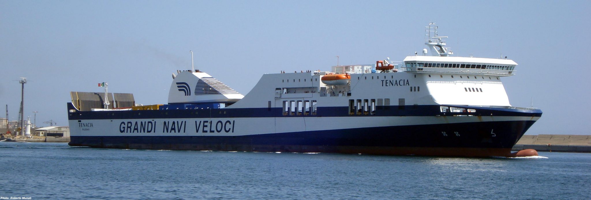 «Forza» y «Tenacia» seguirán bajo las órdenes de GNV – FERRYBALEAR