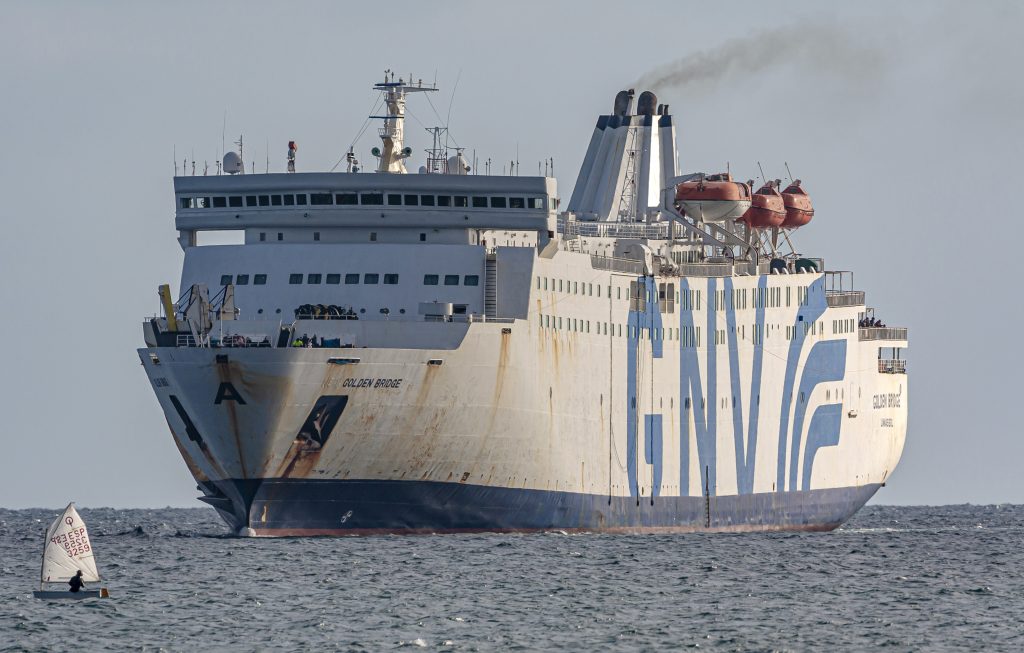 Primera escala en Palma para el «Golden Bridge» de GNV – FERRYBALEAR