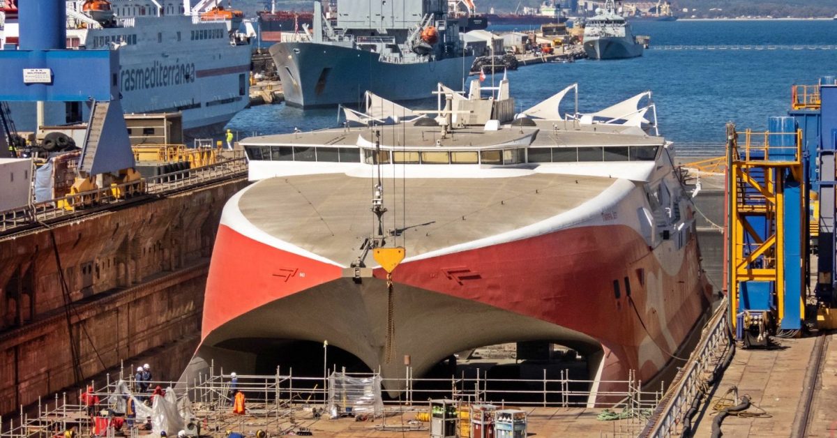 HSC “Tarifa Jet” de FRS de varada en Gibraltar – FERRYBALEAR