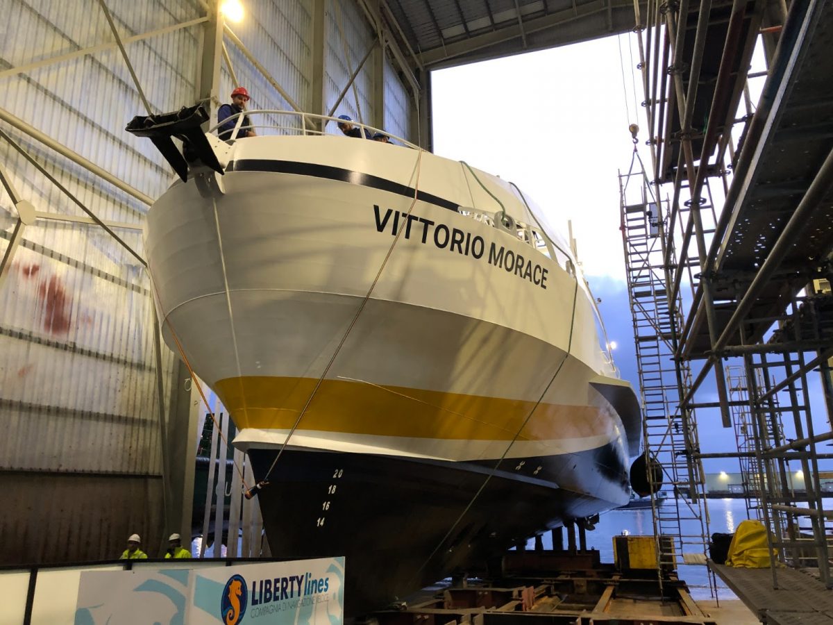 Armón pone a flote el buque ‘Vittorio Morace’, el primero de nueve fast ...