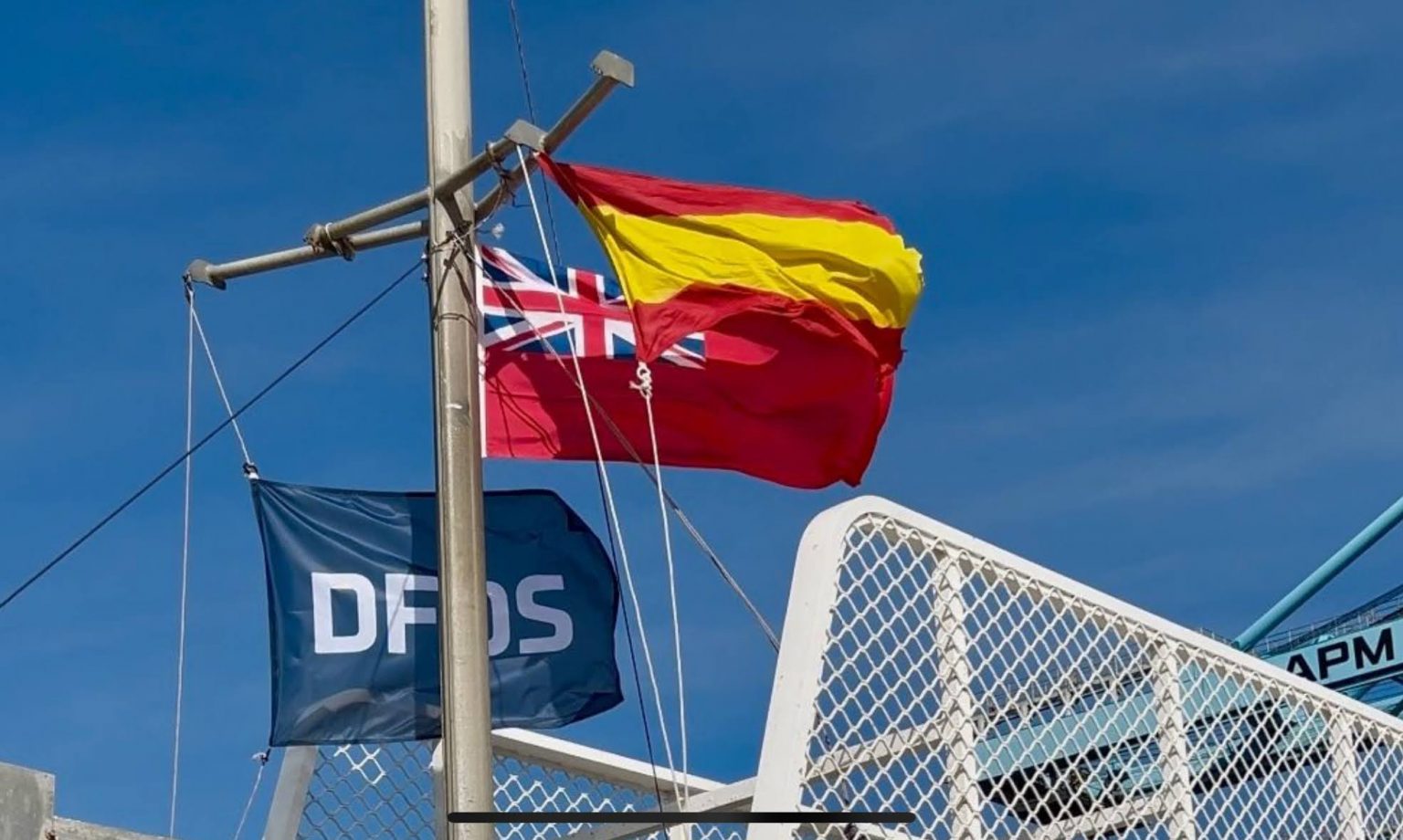 El «Tarifa Jet» de DFDS bajo bandera inglesa – FERRYBALEAR
