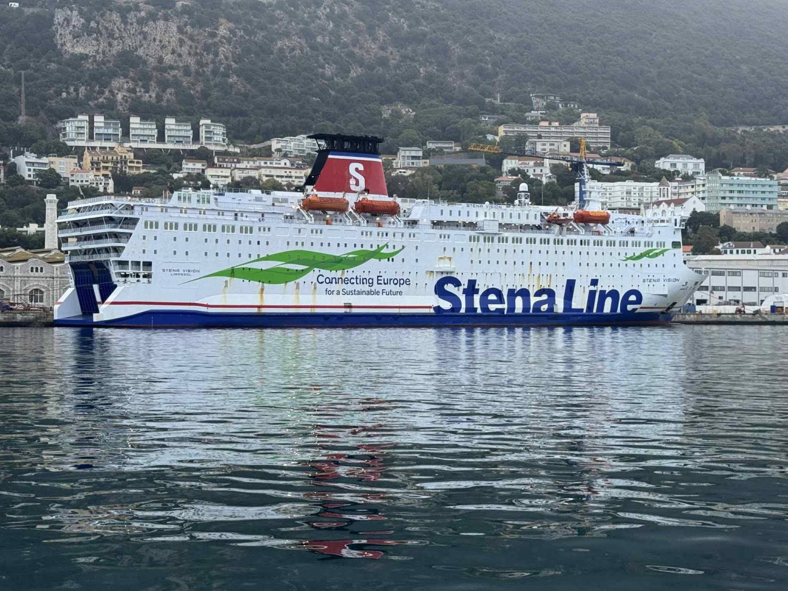 El «Stena Vision» de AML Stena en Gibraltar – FERRYBALEAR